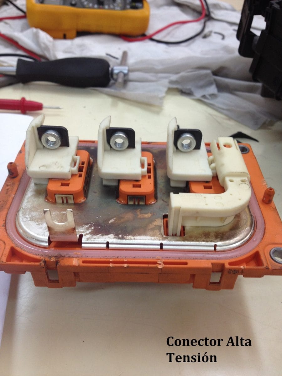 Cables HV en vehículos eléctricos - Electricidad Automotriz